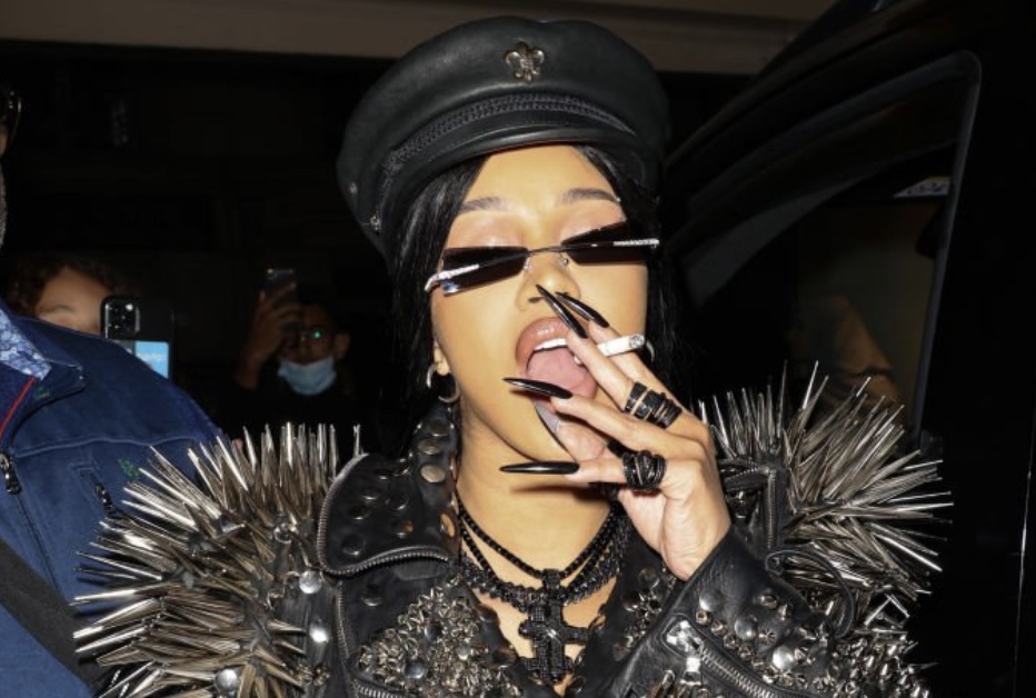 Cardi B Caught Smoking in Paris—Fans Shocked by Her Blackened Teeth ...